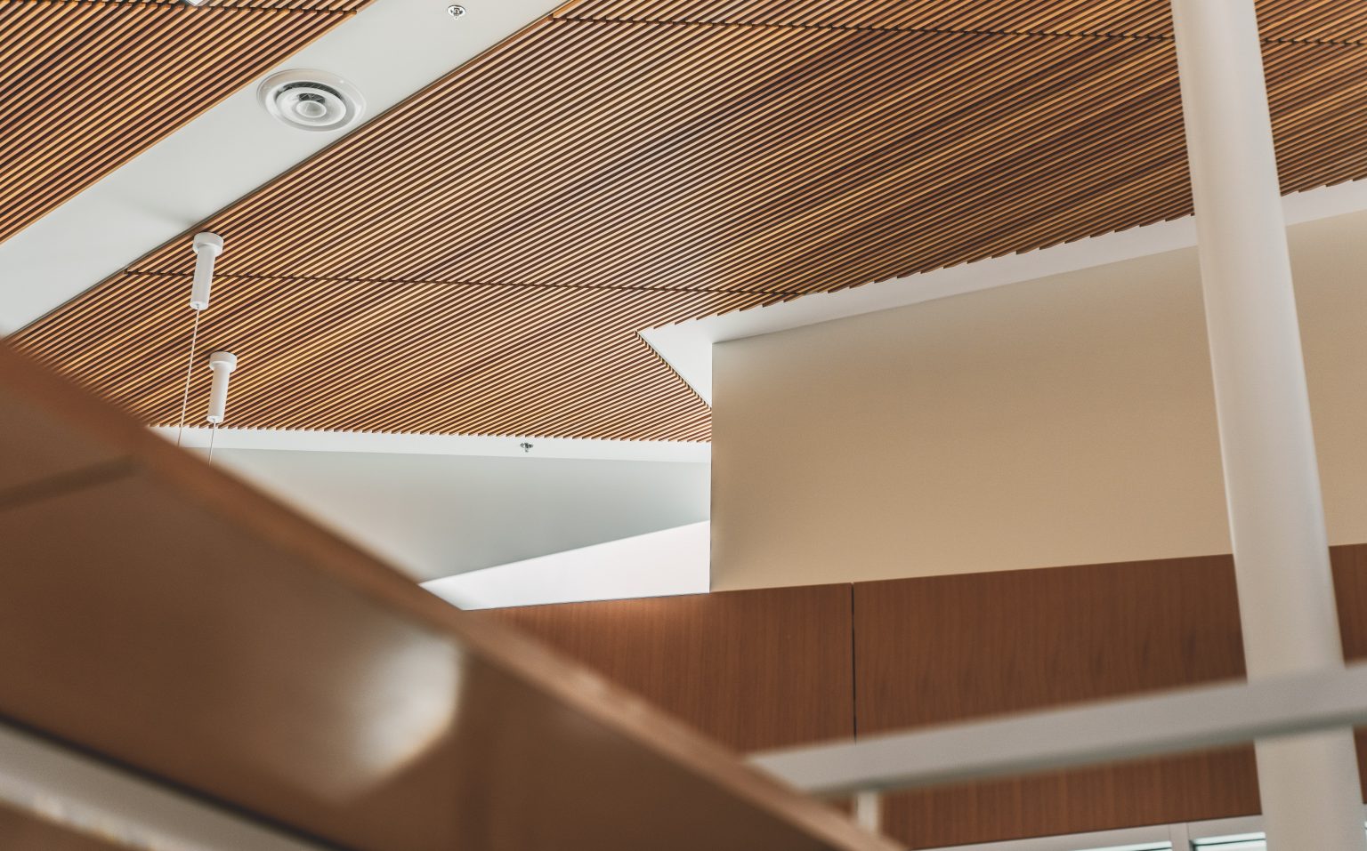 ACM Panels: Aluminum Composite Batten Wall Systems Exterior | AL13